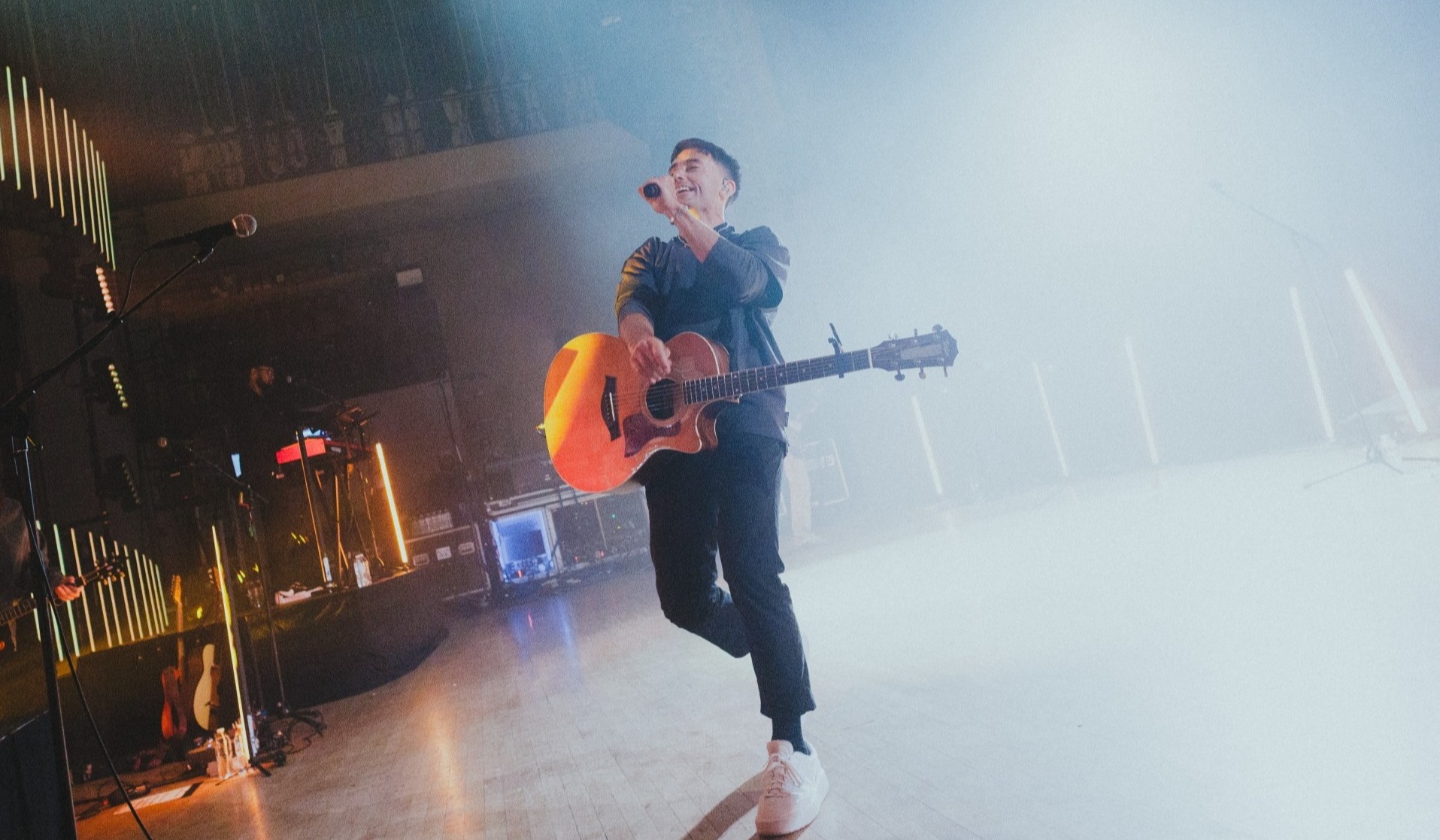 Tour | Official Website | Phil Wickham